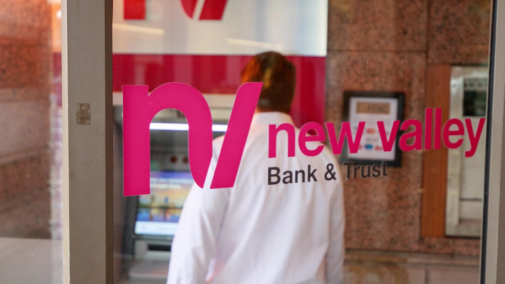 5 Reasons Why Strong Branding for Banks is Key to Success | Cross ...